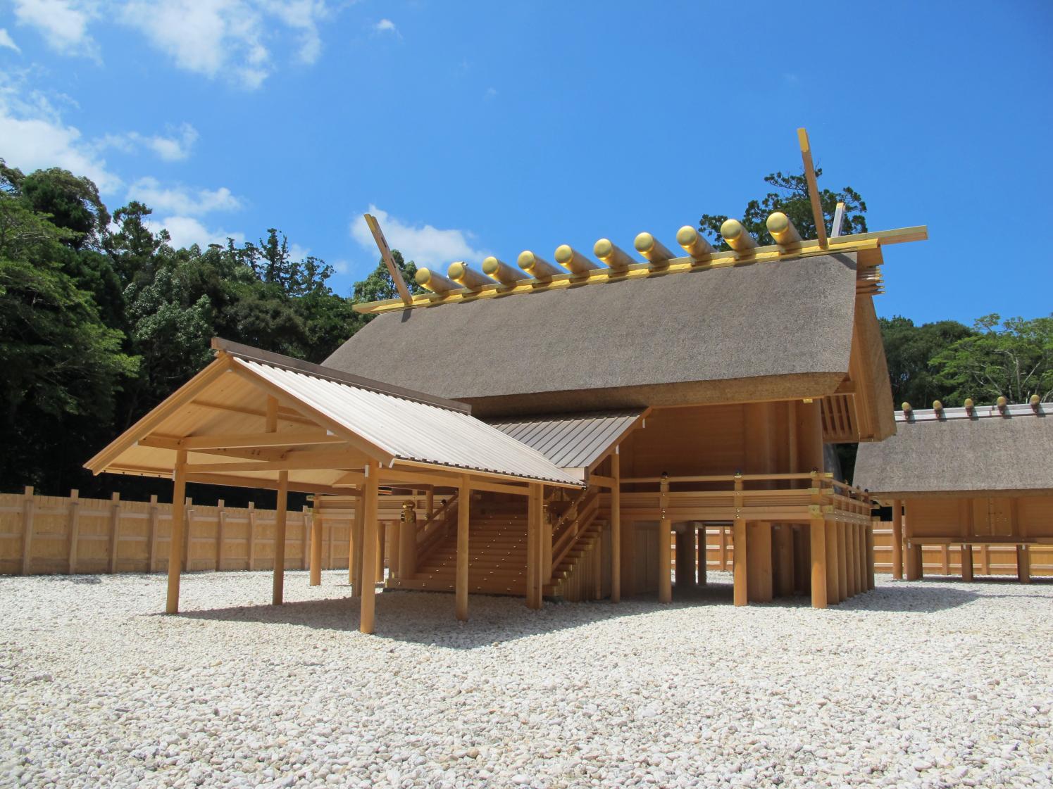 Shikinen Sengu, the largest ritual at Ise Jingu, conducted every 20 ...